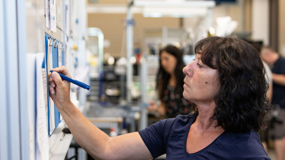 Theben AG - KNX building systems technology and presence/motion ...