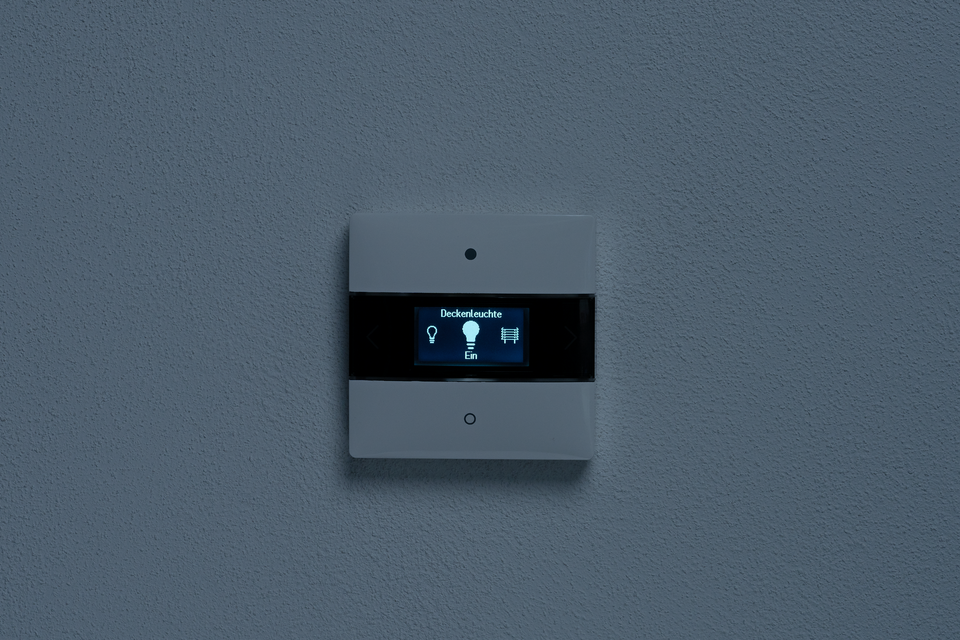 iON 108 KNX | HVAC controller | KNX | Home and Building control | Theben