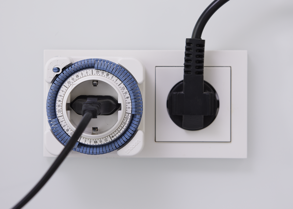 theben-timer 27 | Weekly program | Plug-in | Analogue time switches ...